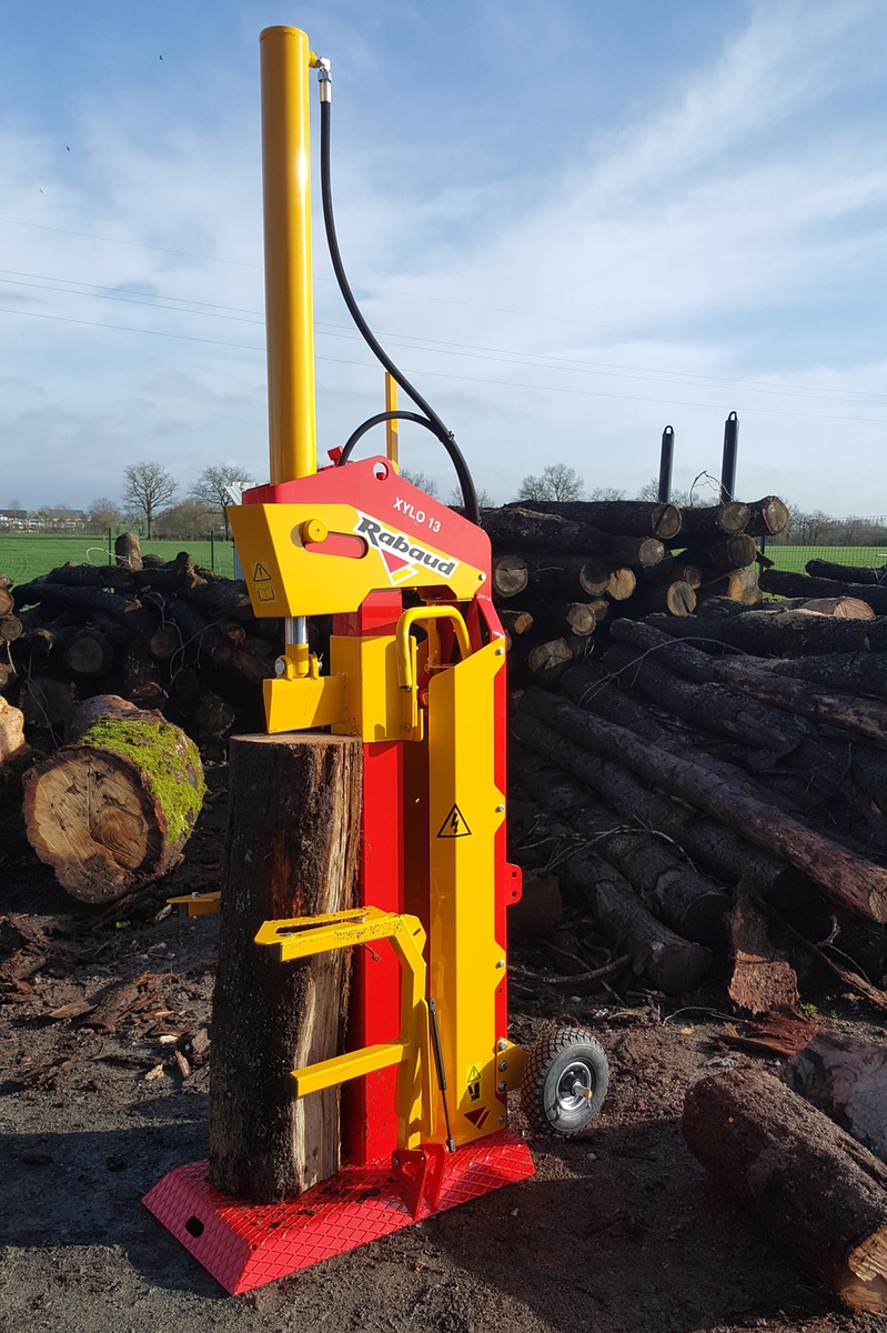 Tűzifa - Rabaud XYLO 13/15 - Woodtech Zrt. (Faipari nagygépek forgalmazója)