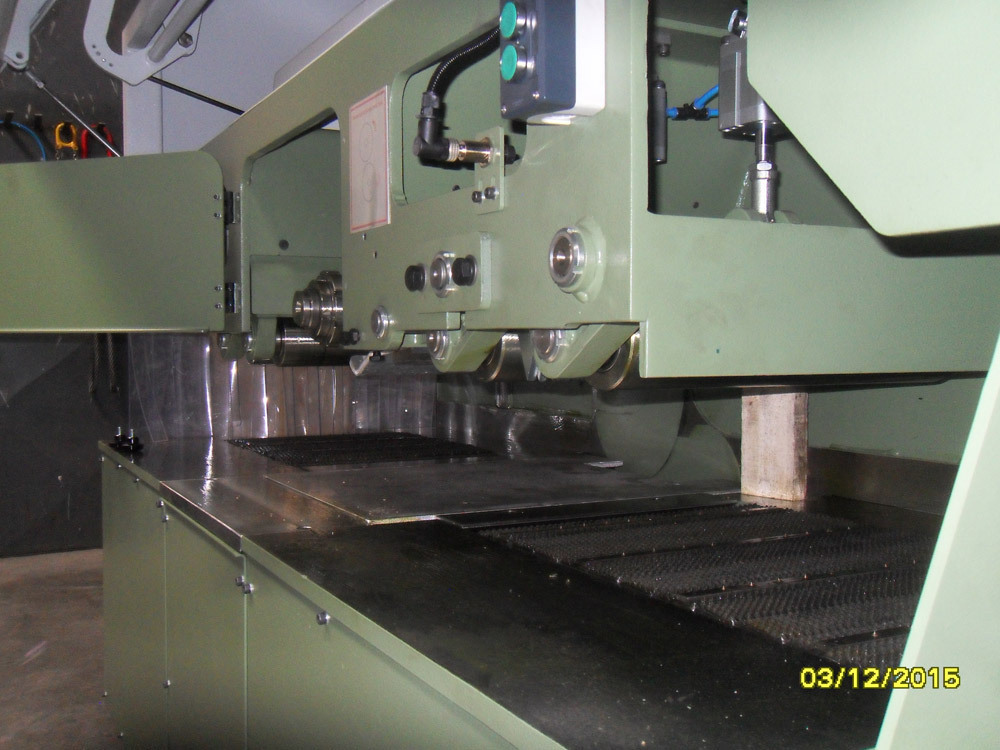 Fűrészüzem - Üstünkarli UDKD kéttengelyes sorozatvágó körfűrészgépek ...